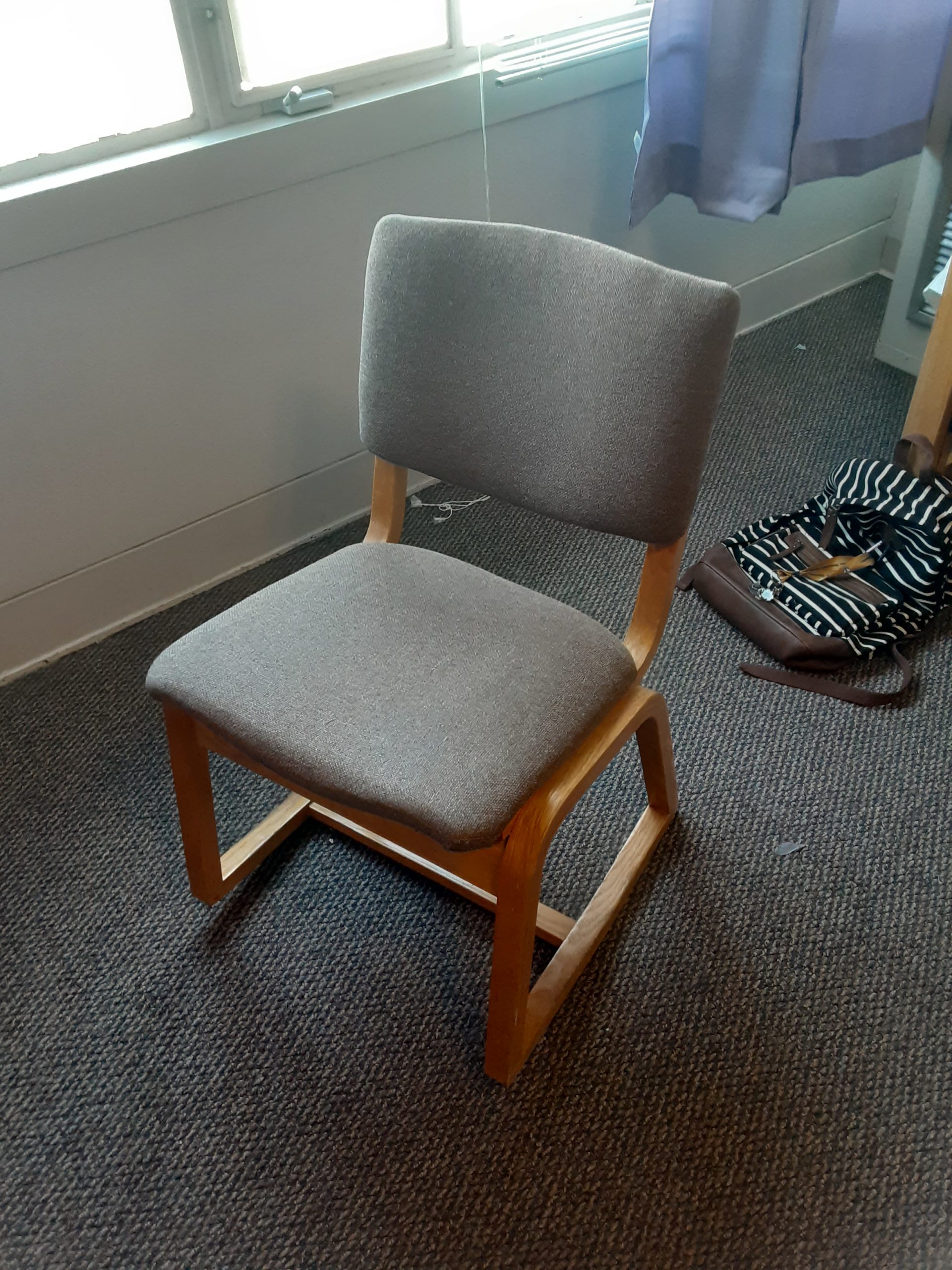 The Definitive Top 10 Places to Sit at McPherson College | The Spectator